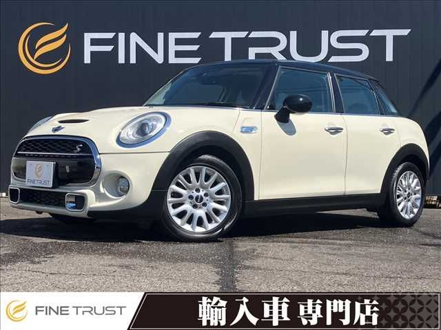 BMW BMW MINI COOPER S 5DOOR - Japan Partner